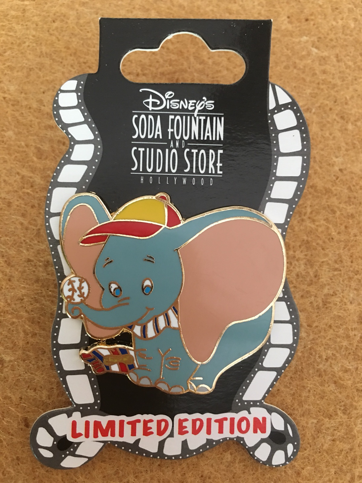 Купить Disney знак disney pin дисней маленькая птица так в интернет ...